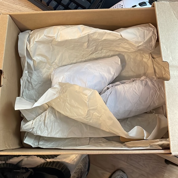 adidas | Shoes | Yeezy Boost 35 V2 Dazzling Blue Box Included With ...